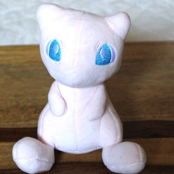 Pokemon | Toys | Pokemon Mew Plush 5 Preowned Gently Used Japan | Poshmark